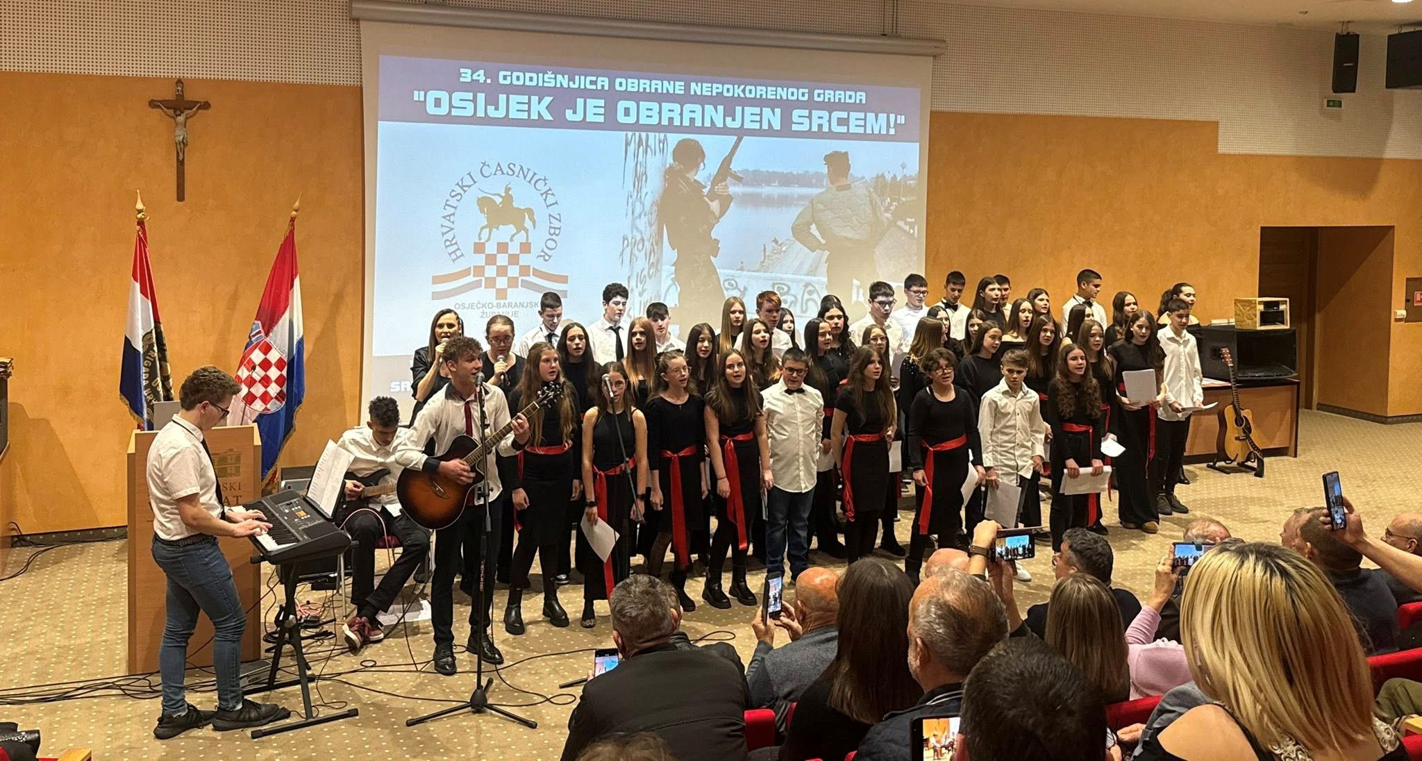 Ponosni Osijek-Nepokoreni grad svečanom domoljubno-glazbenom priredbom ...